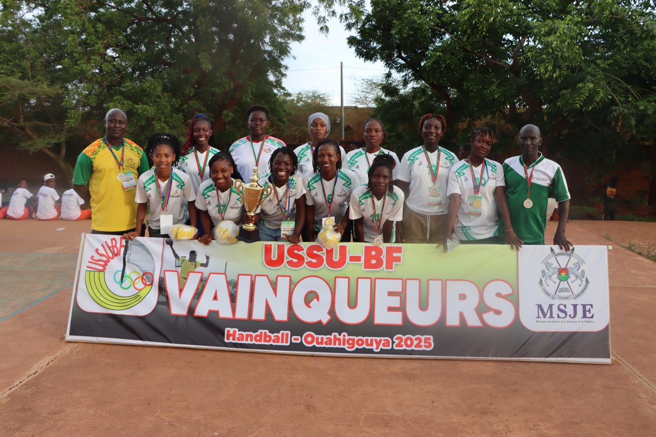 Finales USSU-BF Ouahigouya 2025 : l’équipe de handball dames de l’Université Thomas SANKARA ...